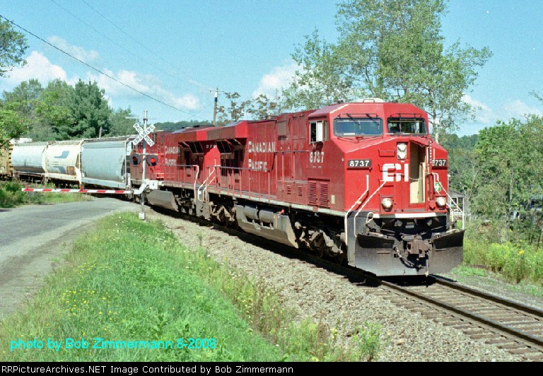 CP 8737 northbound